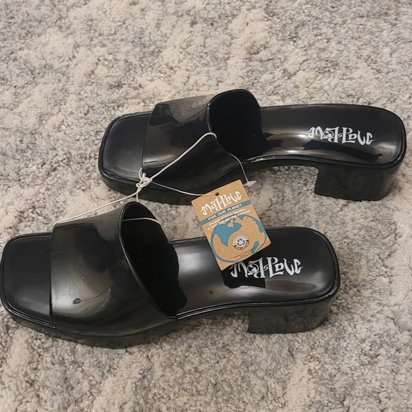 Mad Love | Shoes | Mad Love Black Sandals | Poshmark